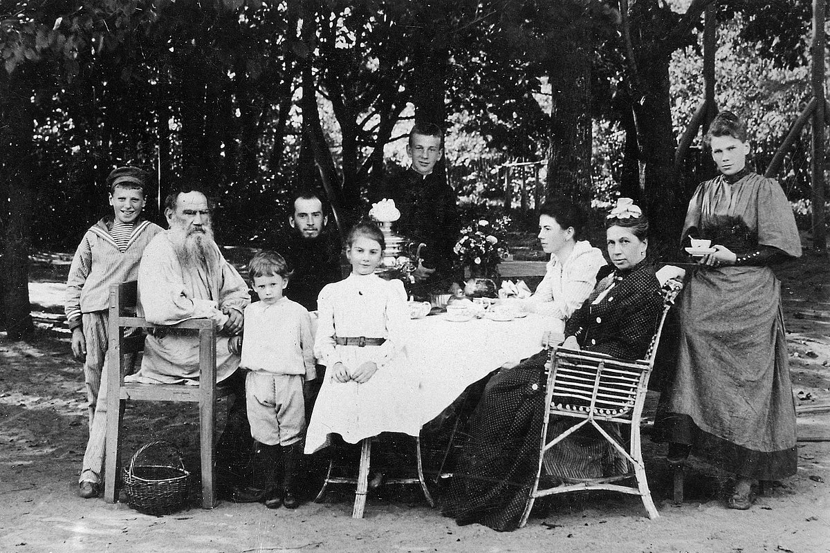 Alyosha The Pot Tolstoy read, Alyosha The Pot Tolstoy read free ...